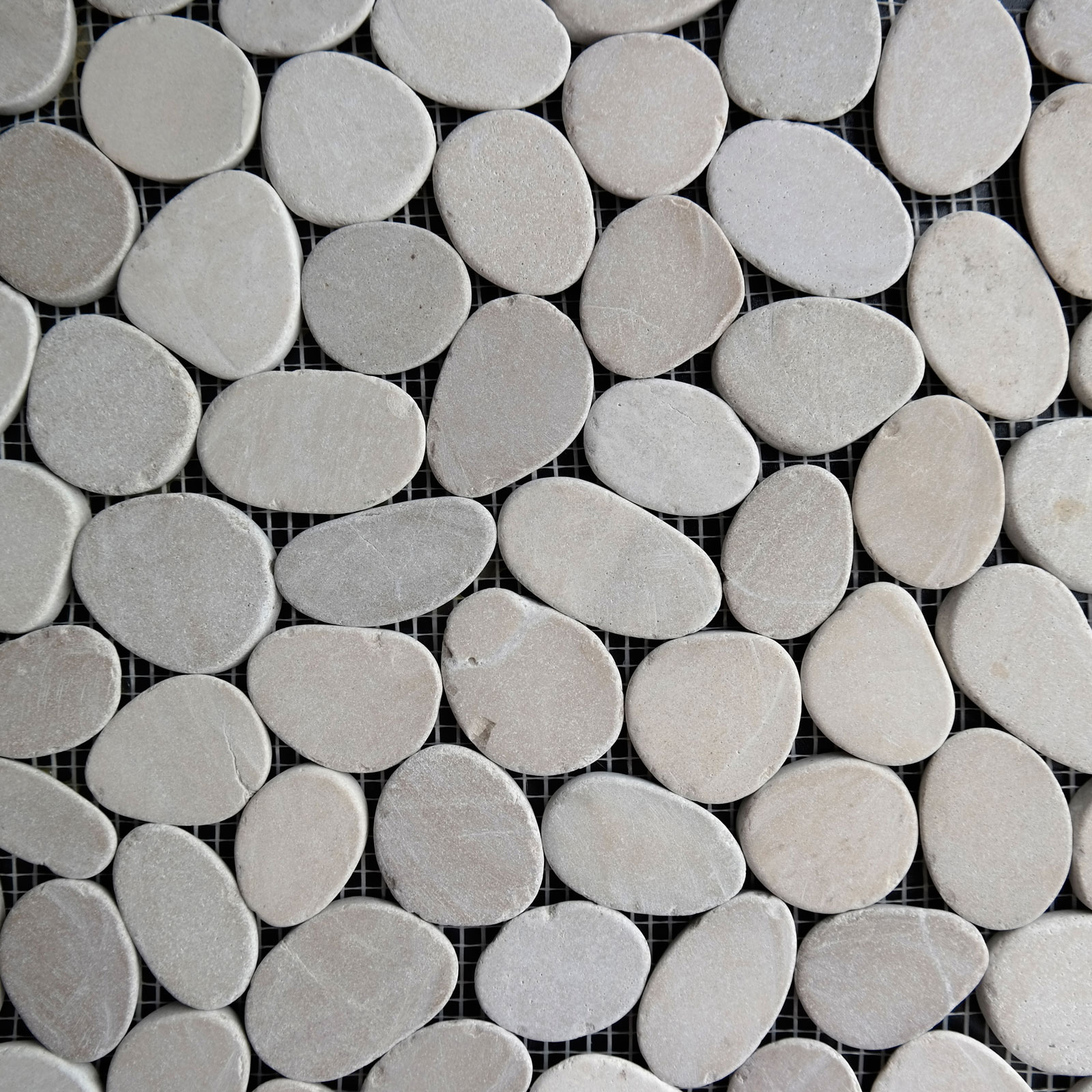 Sliced Pebble Mosaic Beige | Stone